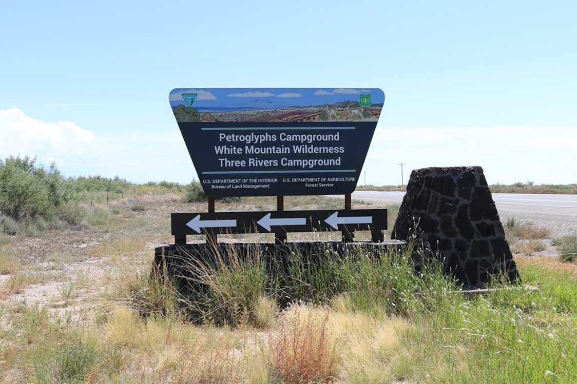 New Mexico Road Trip: Three Rivers Petroglyph Site