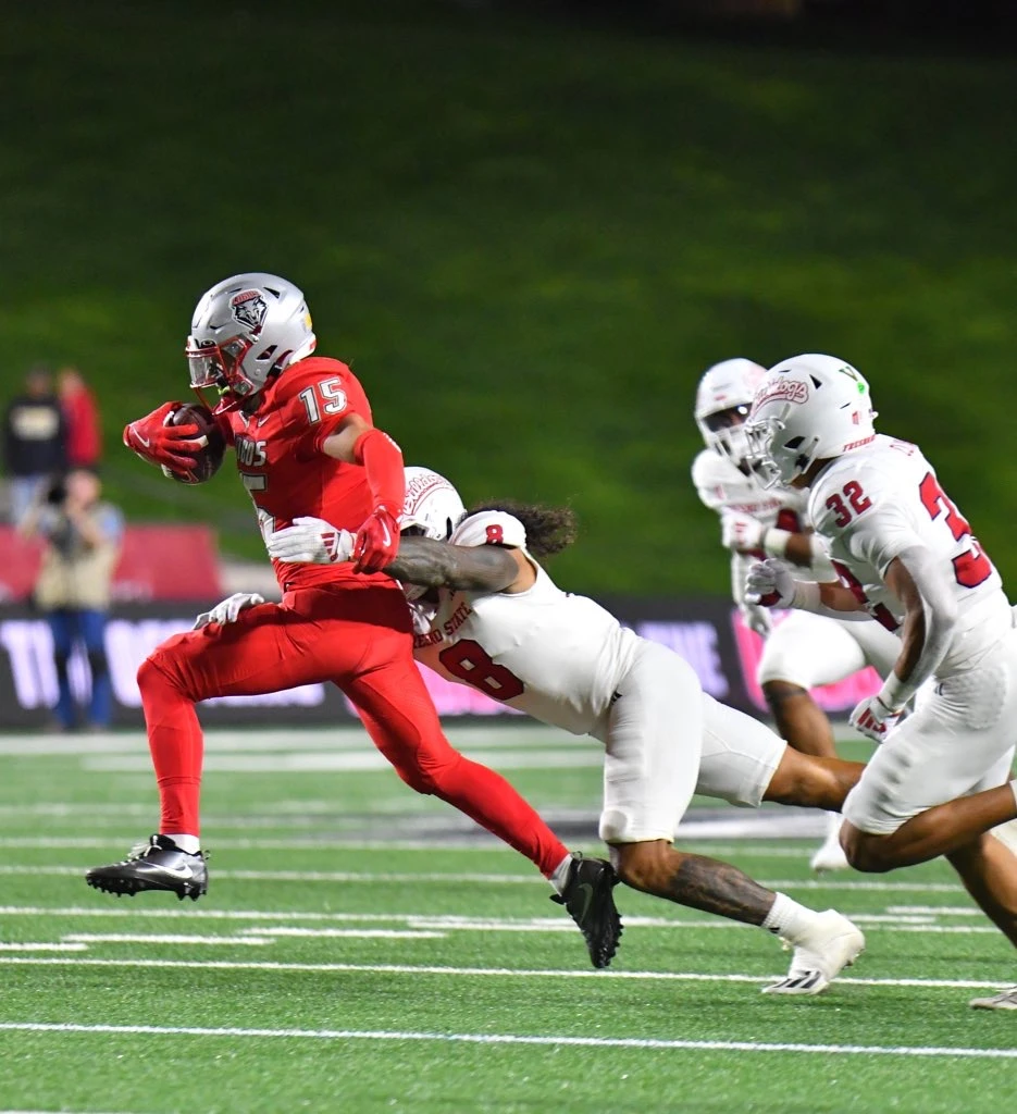 UNM Lobos Football: Santa Fe’s Gateway to Division I Action